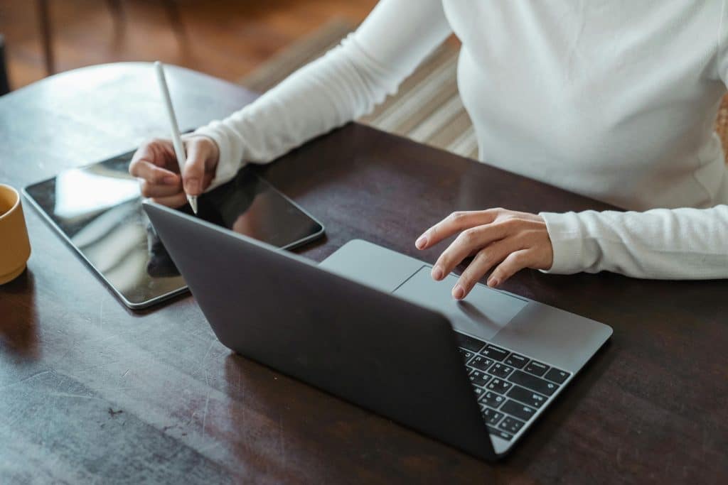 The Multitasking Myth: 3 Powerful Issues That Come With It